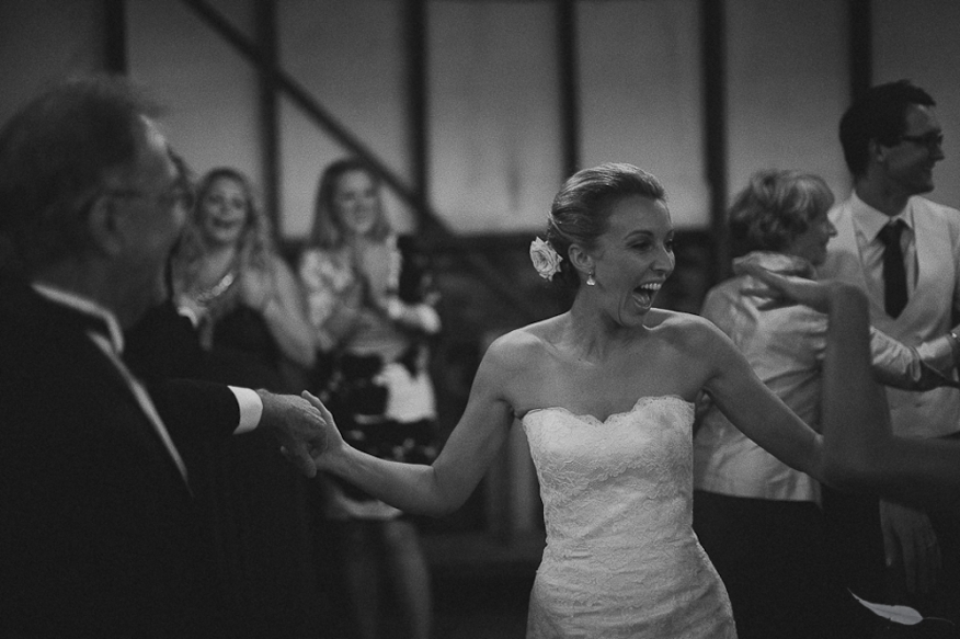 Beautiful Couple Get Hitched in Kangaroo Valley, Australia